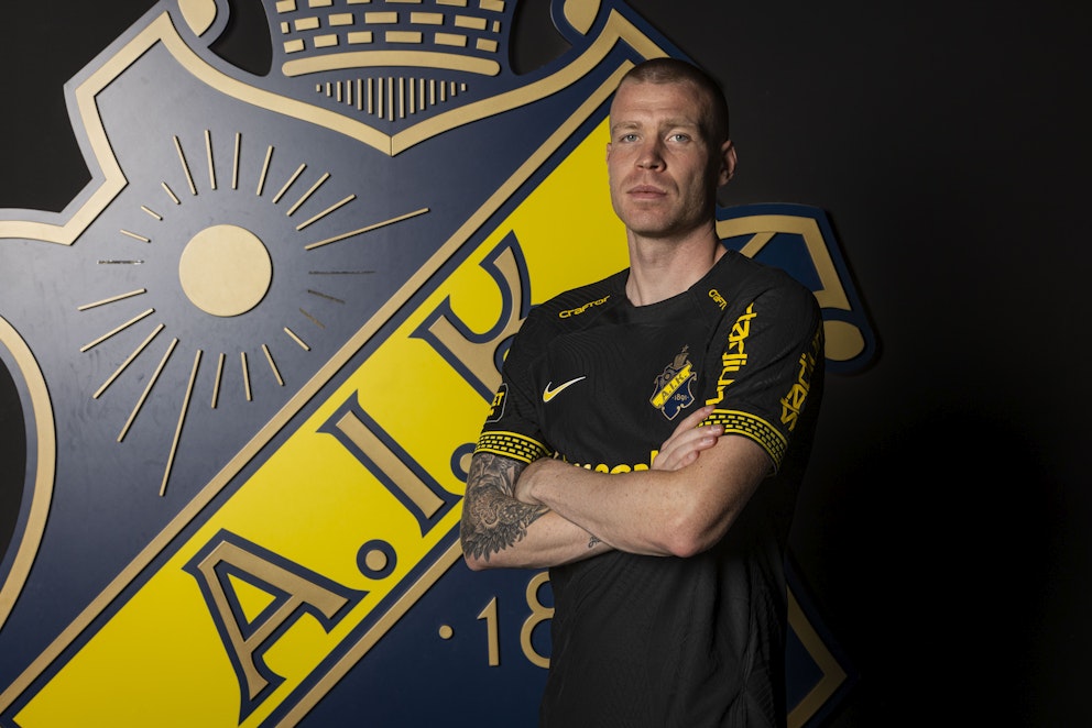 Fotboll: Thomas Isherwood klar för AIK – Allt om Allsvenskan 2023 | SVT Sport
