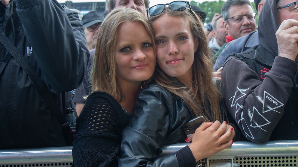 BILDEXTRA: Publik, artister och band på Sweden Rock Festival 2024 | SVT Nyheter