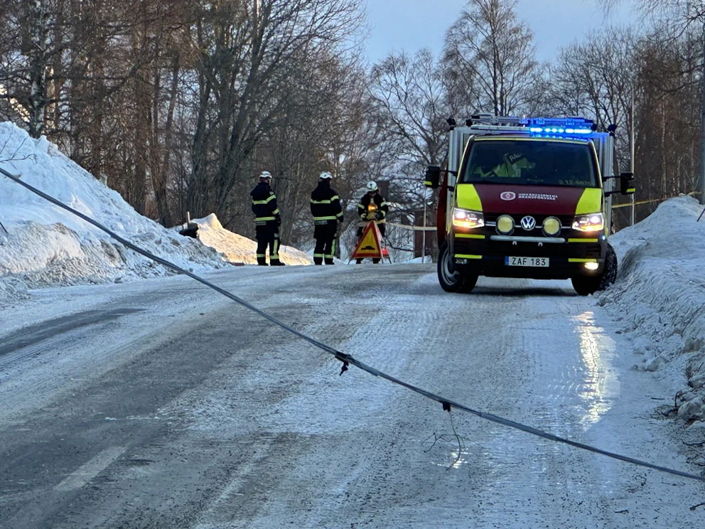 Elledning föll över väg i Ånäset – Stort strömavbrott i Arvidsjaur ...