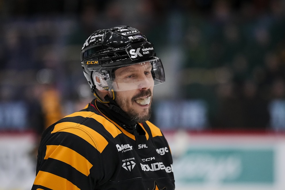 Ishockey: Klart: Eriksson lämnar Skellefteå – Senaste nytt: SHL 2024/2025 | SVT Sport