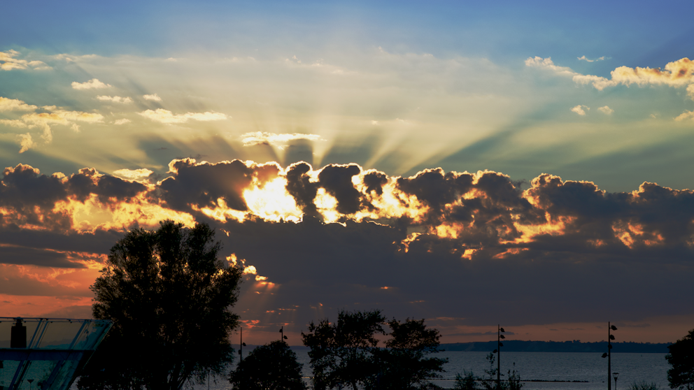 Tittarbilder augusti 2025 – skicka din bild till SVT Väder | SVT Nyheter