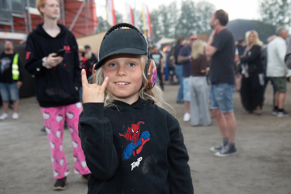BILDEXTRA: Publik, artister och band på Sweden Rock Festival 2026 | SVT ...
