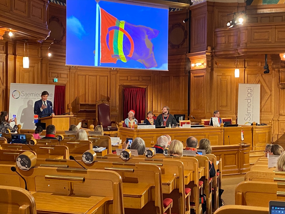 Norlén: ”Varmt välkomna” – Följ Sametingets plenum i Stockholm | SVT ...