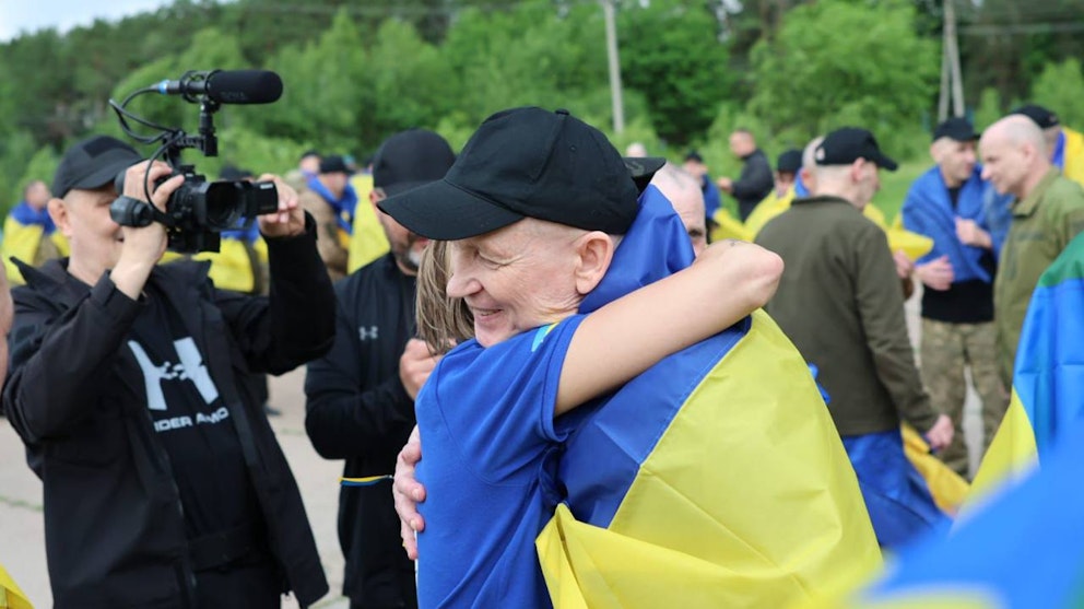 Källor: Starmer vill se 30 000 soldater till Ukraina – Senaste nytt om ...